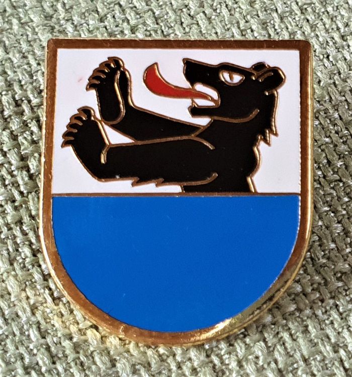 D519 - Pin Gemeindewappen Seedorf BE (Gebraucht) in Reinach BL für CHF 2 – mit Lieferung auf ...