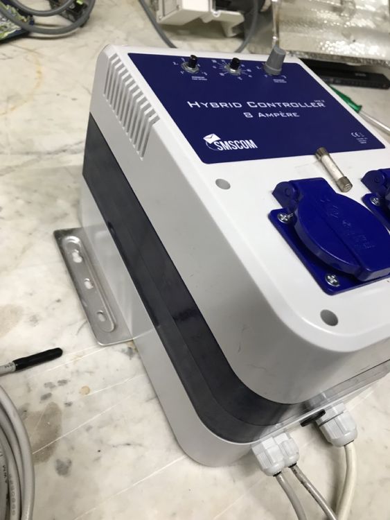 SMSCOM HYBRID CONTROLLER 8A MK2 (Gebraucht) in MATZINGEN für CHF 200 – mit Lieferung auf Ricardo ...