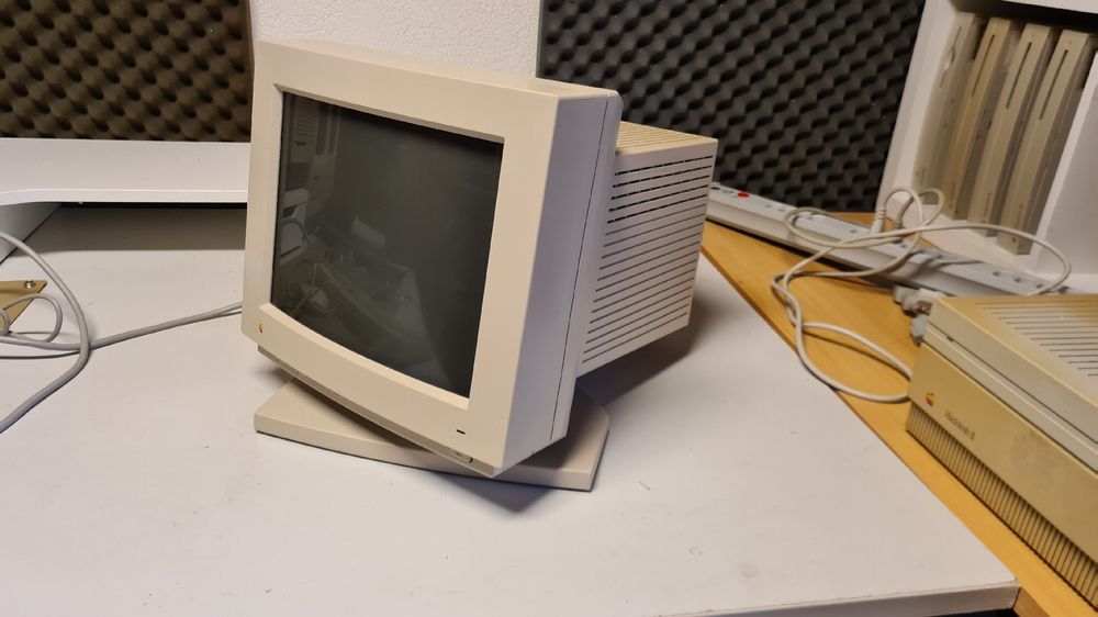 Apple Macintosh Color Display M1212 (Trinitron CRT) (Gebraucht) in ...