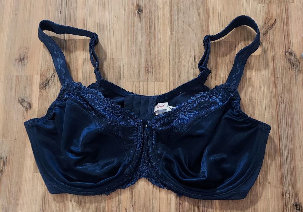 Triumph BH, Grösse 85E, Dunkelblau, Ladyform Soft W (Gebraucht) in ...