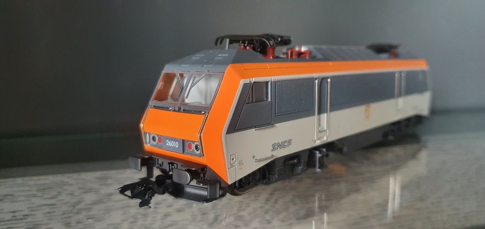 TRIX:DC: SNCF E-LOK SYBIC 26010 VALLORBE DIGITAL NEUWERTIG | Kaufen auf ...