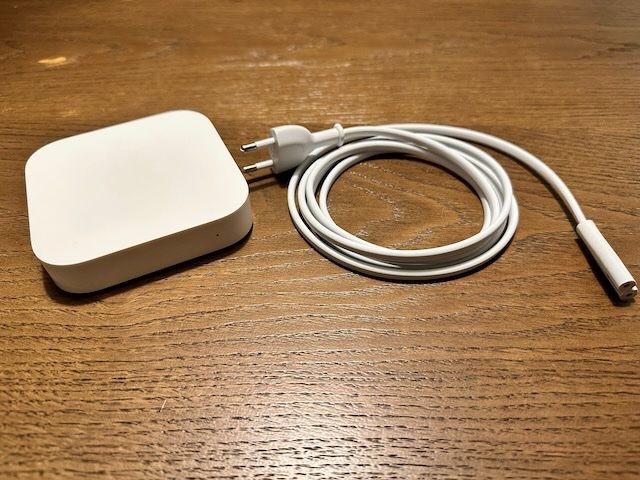 Apple AirPort Express 2nd Gen | Kaufen auf Ricardo