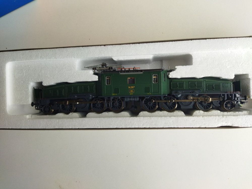 E-Rangierlok Ce 6/8 II "Krokodil" der SBB von Roco WS Digit. (Neu und originalverpackt) in La ...