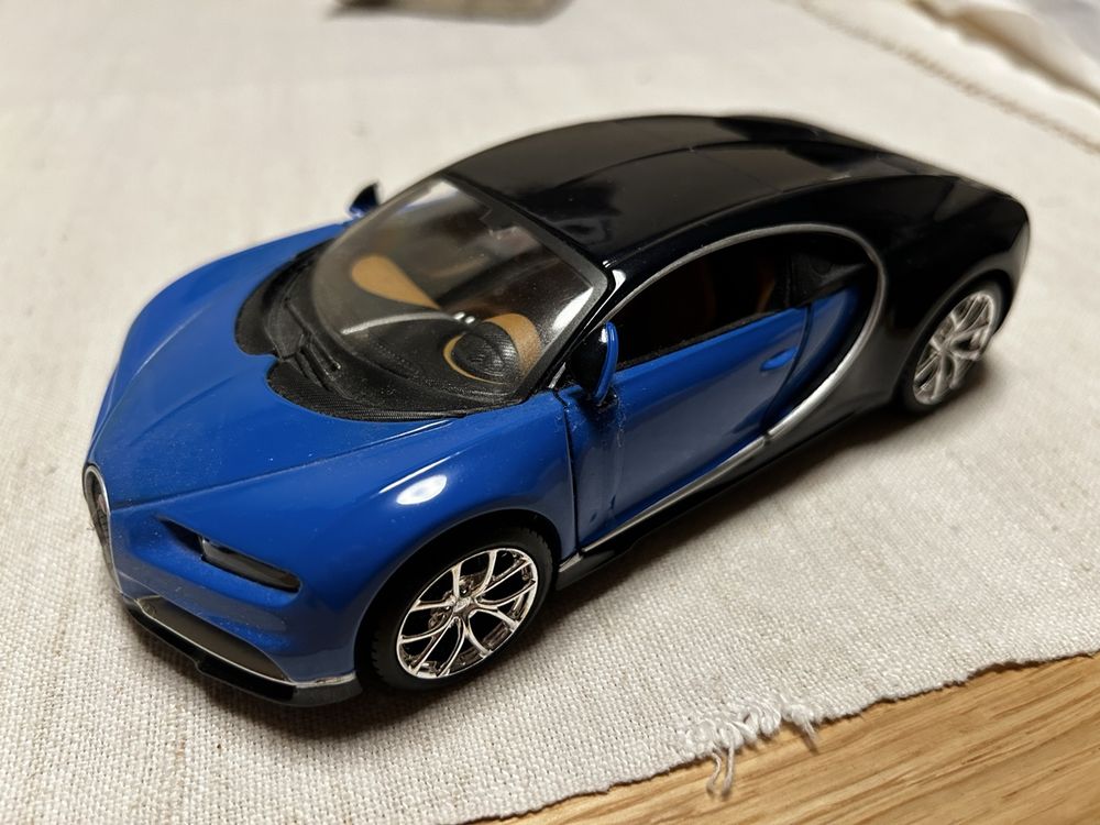 Bugatti Chiron 1/24 | Kaufen auf Ricardo
