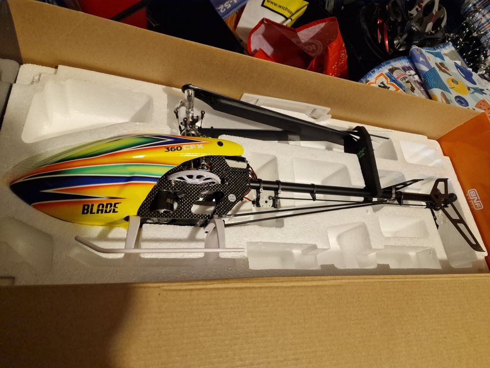 Blade 360 CFX (Gebraucht) in Bäch für CHF 199 – mit Lieferung auf ...