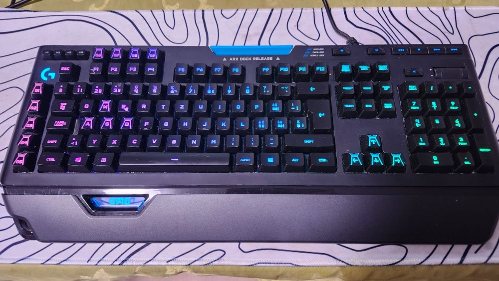Logitech G G910 Orion Spectrum mechanische Gaming Tastatur (Gebraucht) in Brig für CHF 22 – mit ...