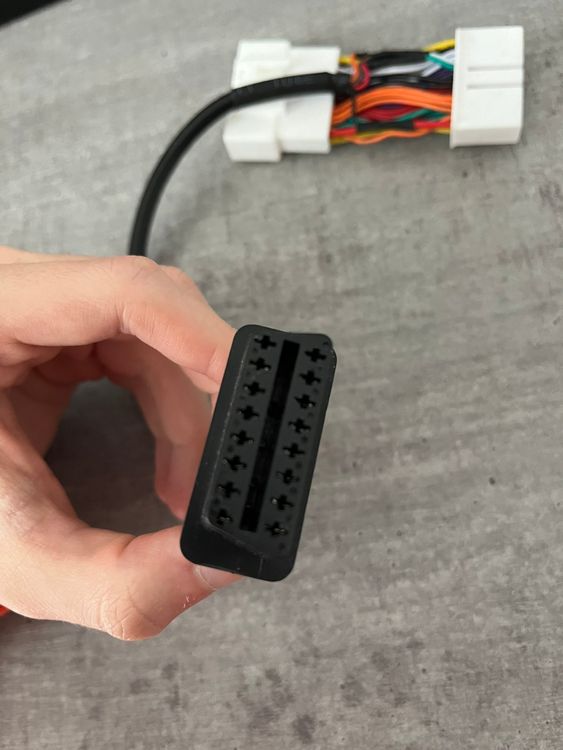 OBD2 - Adapter für Tesla Model 3 / Y | Kaufen auf Ricardo