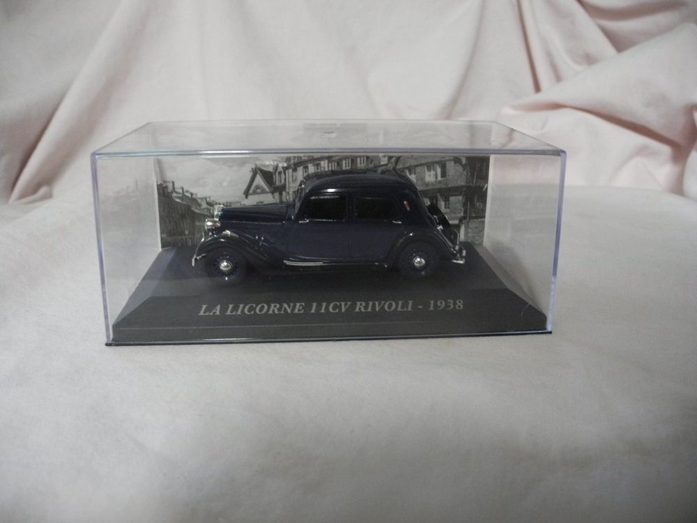 IXO LA LICORNE 11 CV RIVOLI 1:43 (Neu und originalverpackt) in ...