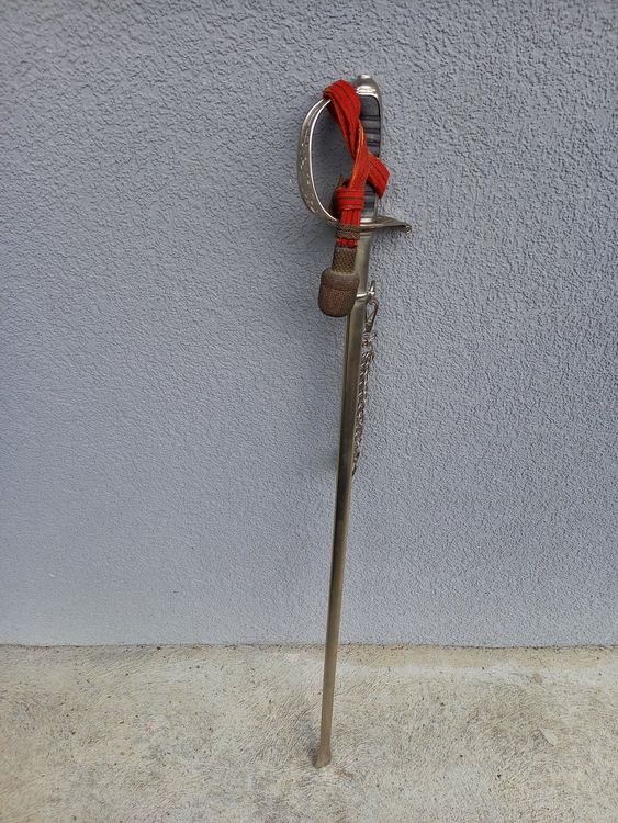 Sabre ancien A. Knoll avec sa dragonne et son fourreau métal (Gebraucht ...