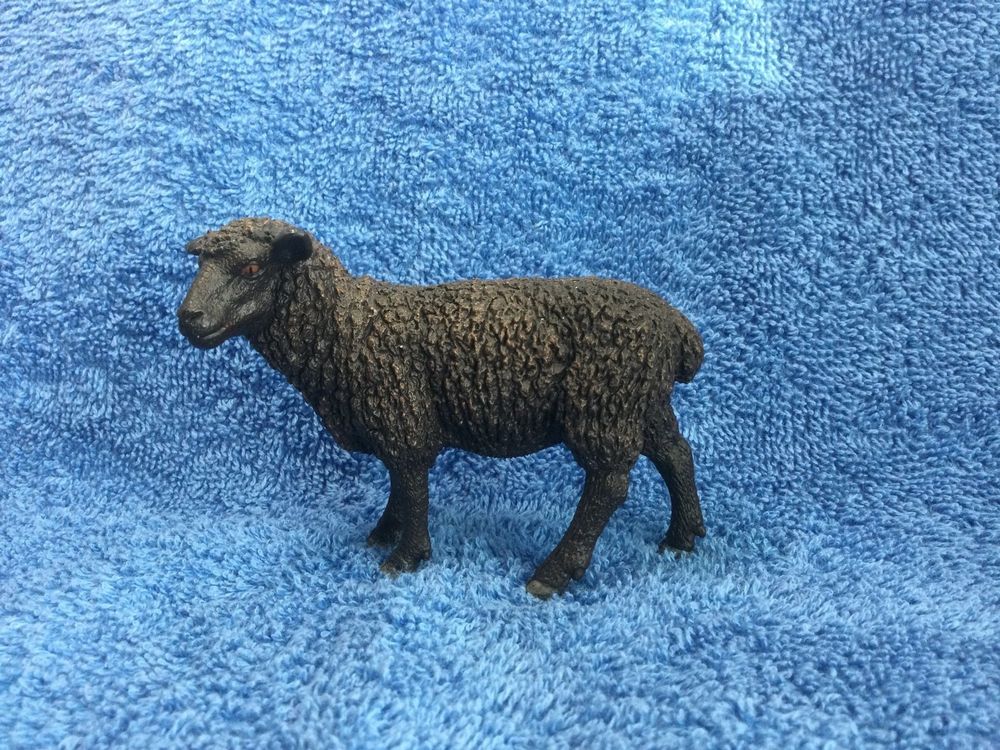 Schleich schwarzes Schaf 13785. | Kaufen auf Ricardo