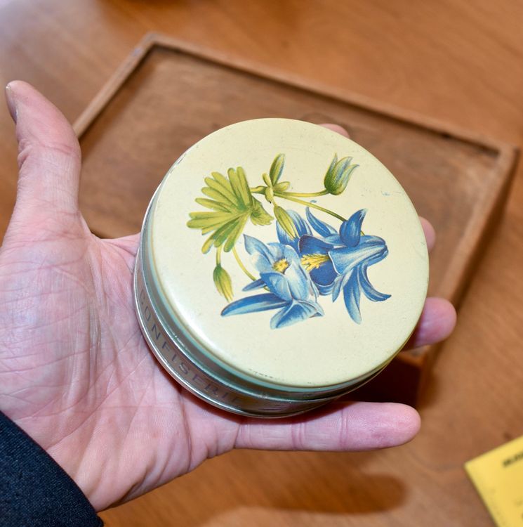 VINTAGE Confiserie Hefti BLECHDOSE Zürich (Gebraucht) in Pfaffhausen ...