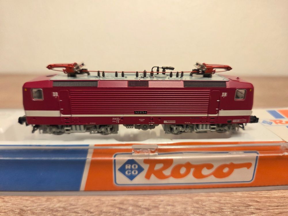 Roco N 23276 E-Lok BR 143 DR (D'occasion) à St-Aubin-Sauges pour CHF 69 ...