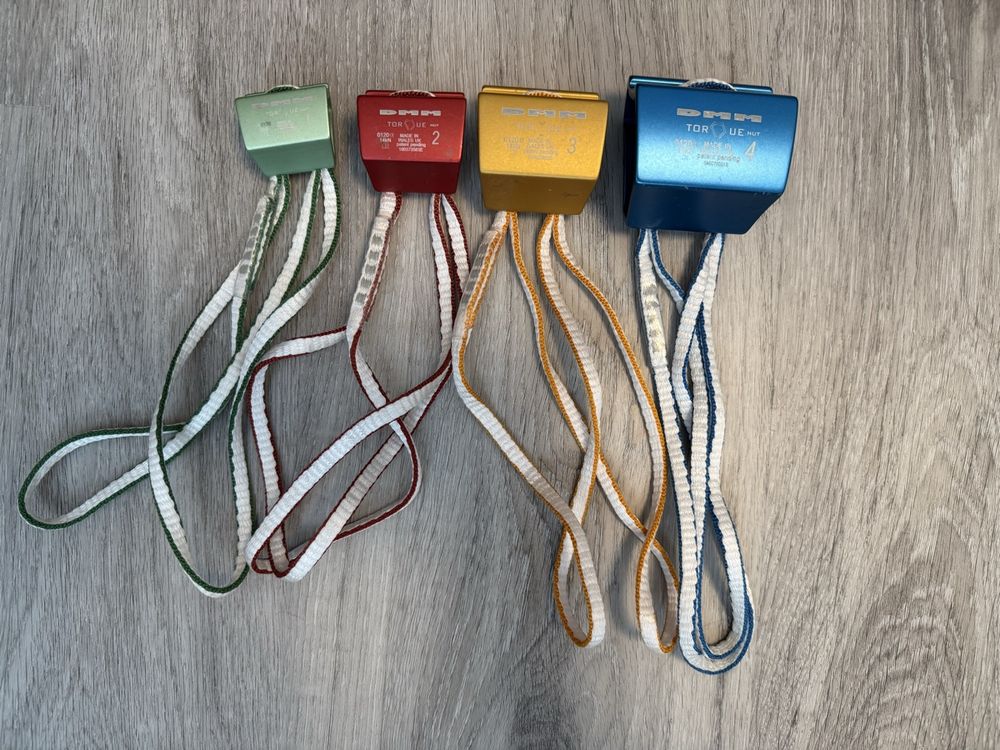 DMM Torque Nuts (Neu (gemäss Beschreibung)) in Goldingen für CHF 55 ...