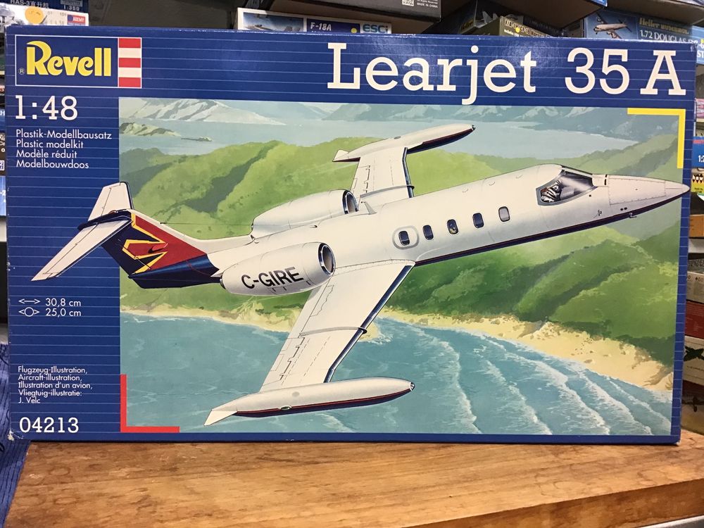 Revell Learjet 35A, Massstab 1:48, Plastikmodellbausatz (Neu und ...