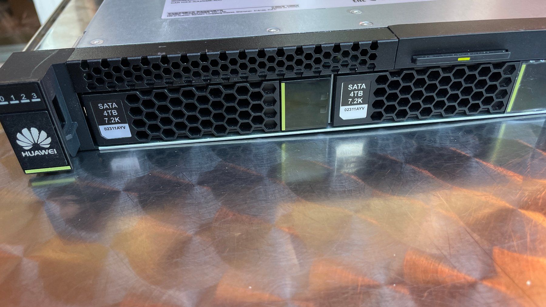 Huawai Server RH1288 V3 2x 4TB HDD + 32GB RAM - Intern 6 (Gebraucht) in ...