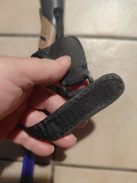 2x Wanderstöcke premium qualität teleskopisch 90-135 cm lang (Neu und originalverpackt) in ...