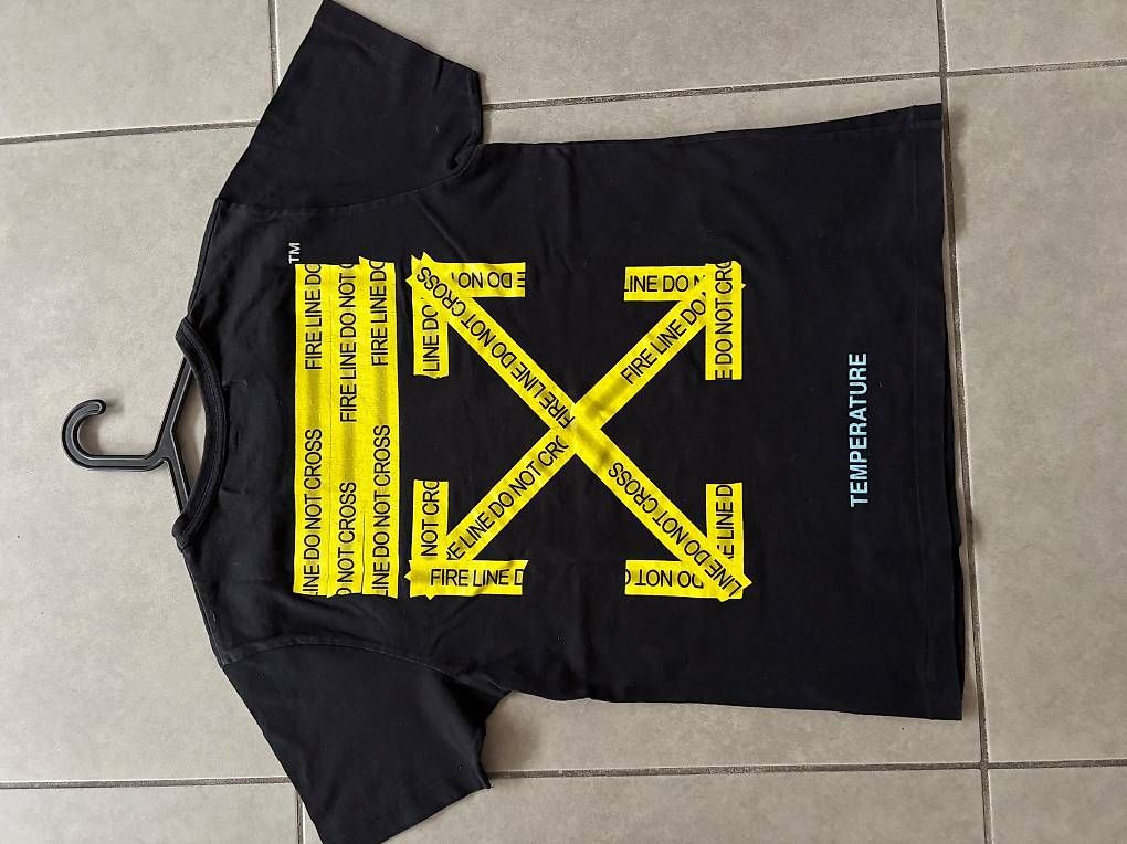 T-shirt Off White noir T M (D'occasion) à Confignon pour CHF 80 ...