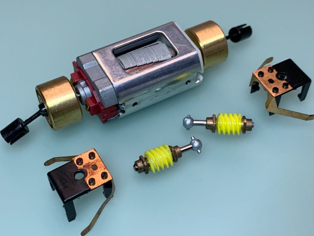 ROCO MOTOR SBB CFF Re 4/4 II inkl. Kardanwelle, Zahnräder,.. (Neu ...