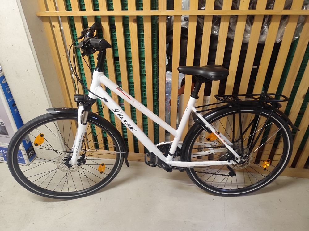 Diamant Ubari Super Deluxe, Grösse M, weiss (Gebraucht) in Zürich für ...