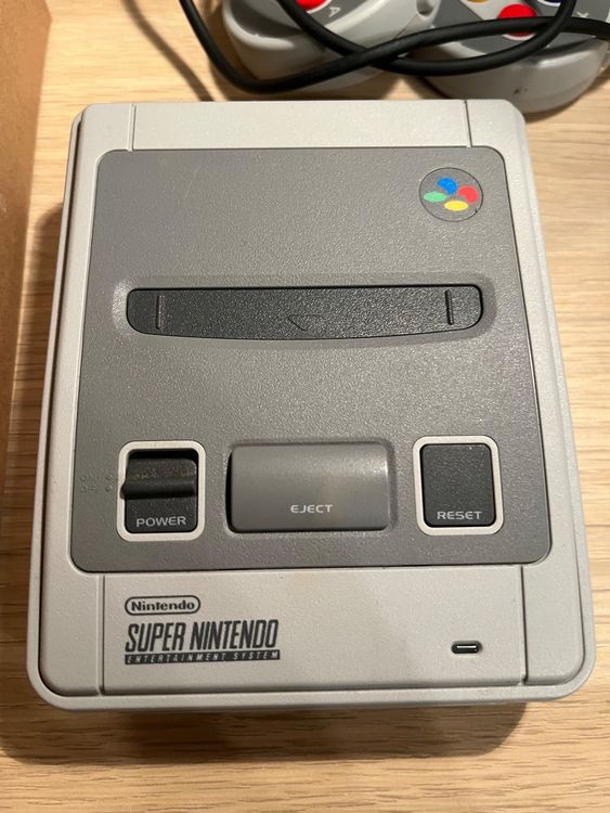 SNES Mini Konsole Super Nintendo OVP original (Gebraucht) in St. Gallen ...