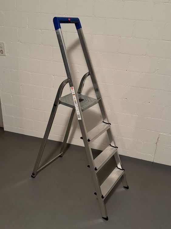 Leiter, Ladder, Hailo, 4 Stufen, wie neu! (Gebraucht) in Zug für CHF 15 – nur Abholung auf ...