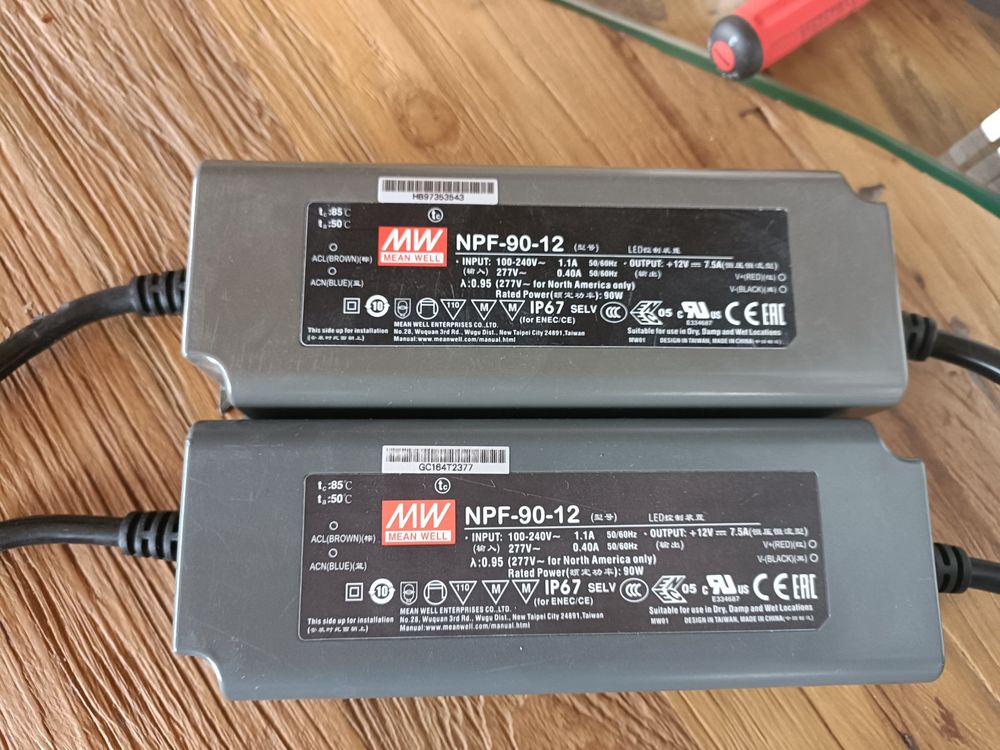 2 Stk. LED Treiber MW NPF-90-12 12V (Gebraucht) in Holderbank AG für CHF 18 – mit Lieferung auf ...