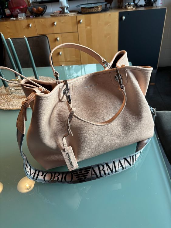 Wunderschone Emporio Armani Tasche Damen Fotos