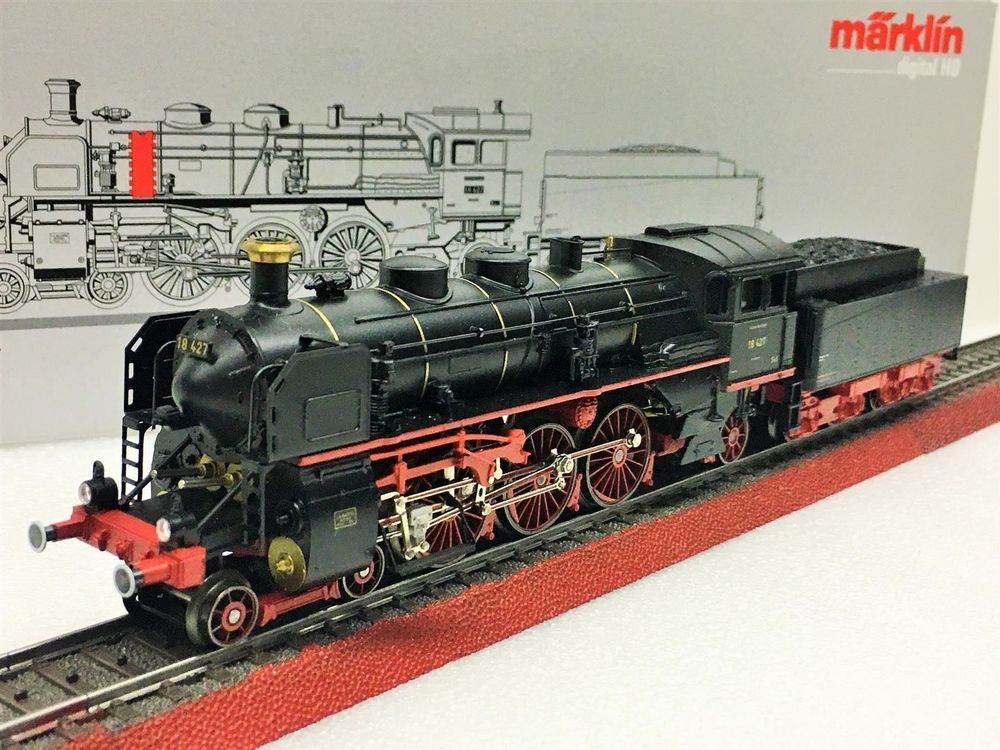 märklin 37184: Dampflok BR 18 427 S36 DR (Gebraucht) in Landquart für ...