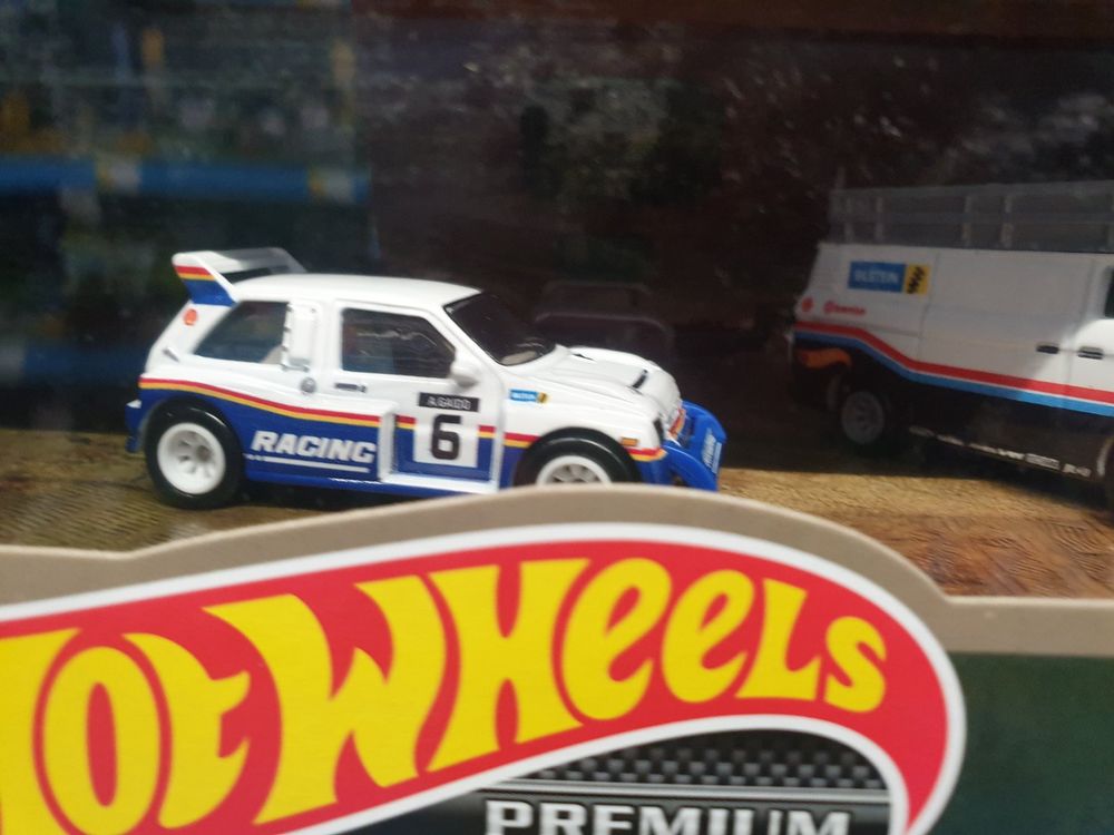 Hot Wheels Premium Display Sets (Neu und originalverpackt) in Oftringen ...