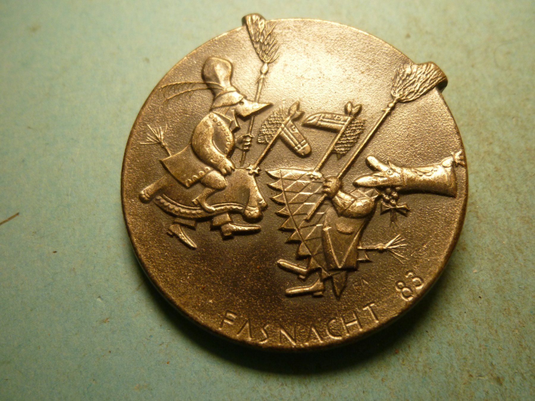 BASEL 1983 SILBER (Gebraucht) in Ried (Muotathal) für CHF 1 – mit ...