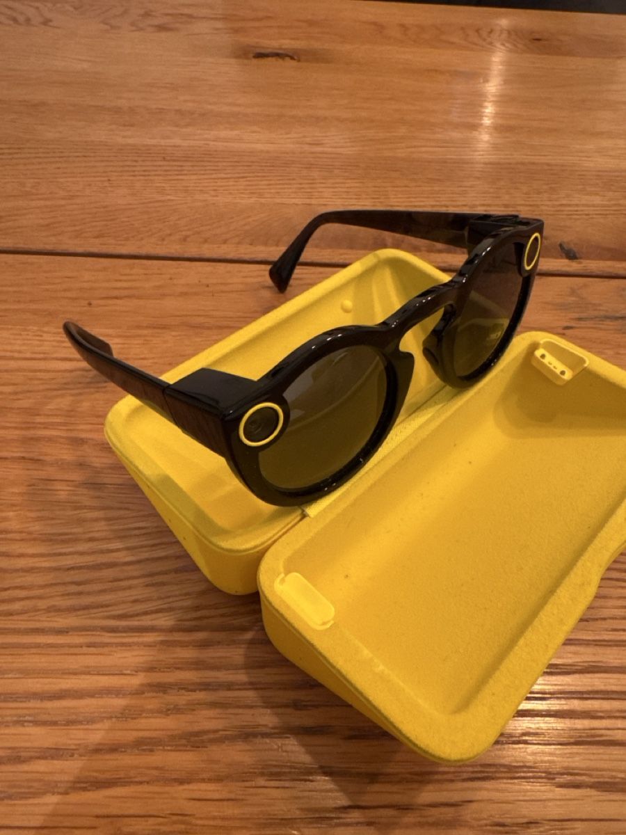 Snapchat-Spectacles Brille (Gebraucht) in Rothenthurm für CHF 50 – mit ...