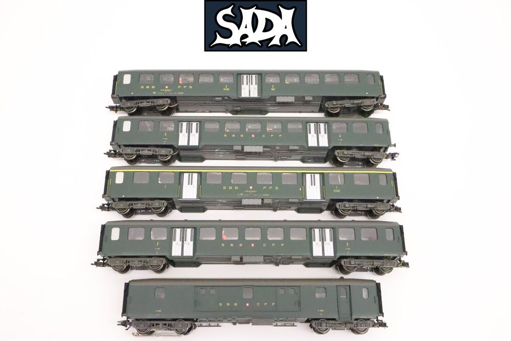 Märklin 43361, 43381, 43400, 2 x 43370 SBB Personenwagen, AC | Kaufen ...