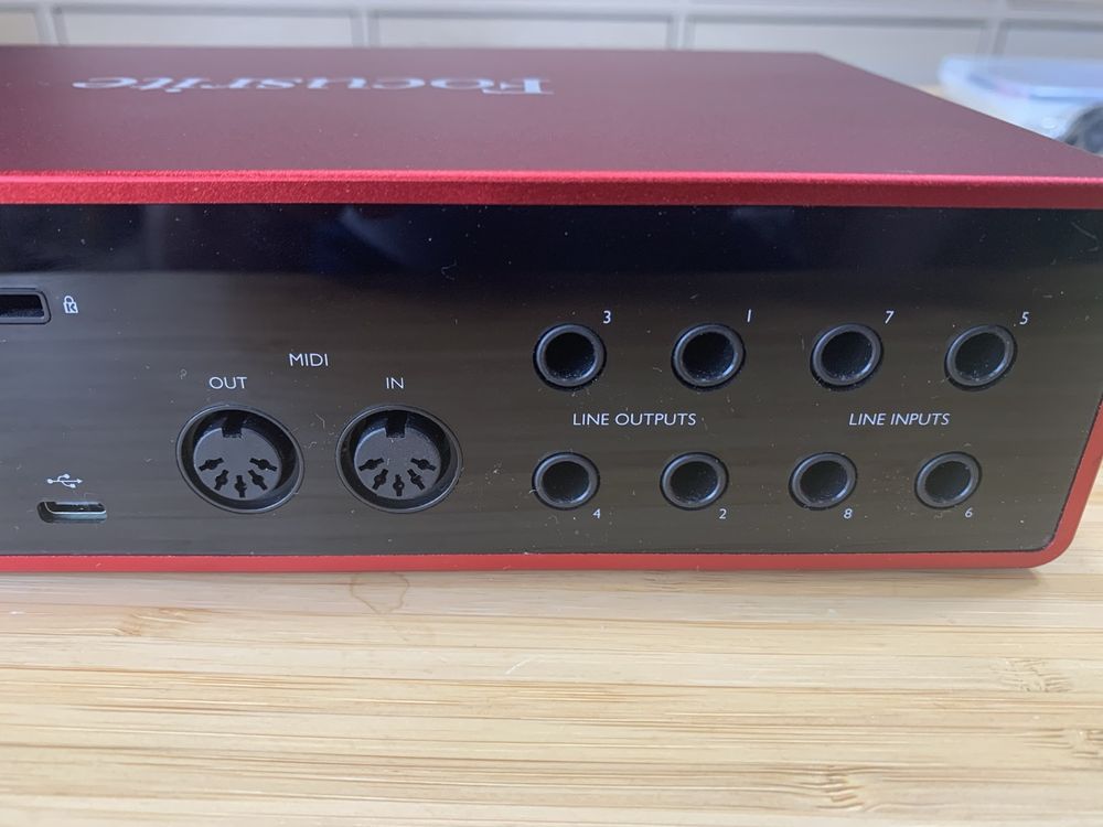 Focusrite Scarlett 18i8 (3rd Gen) USB Audio Interface! (Gebraucht) in ...