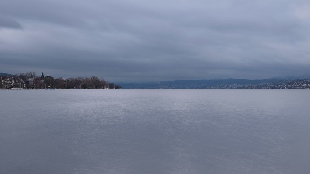 Nikon 24mm F/1.4G Lens + UV Filter + CPL Filter (Neu (gemäss ...