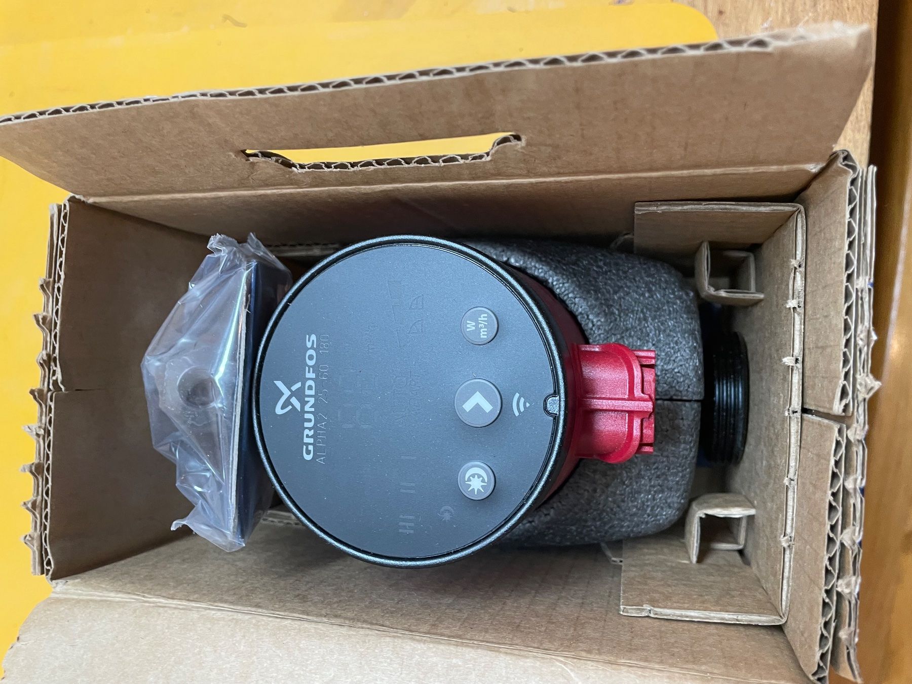 Grundfos Umwältspumpe ALPHA 2 neu kein Bosch Rapid Geba (Neu und ...