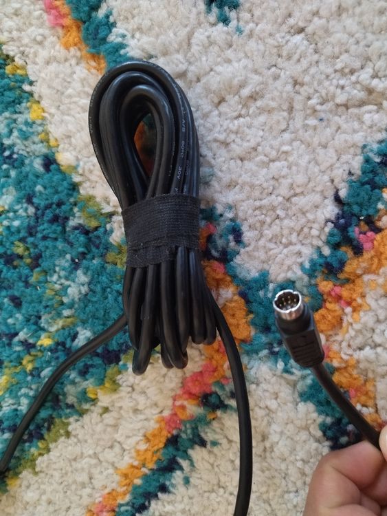 câble Bose 9 pin (Gebraucht) in Neuchâtel für CHF 15 – mit Lieferung ...