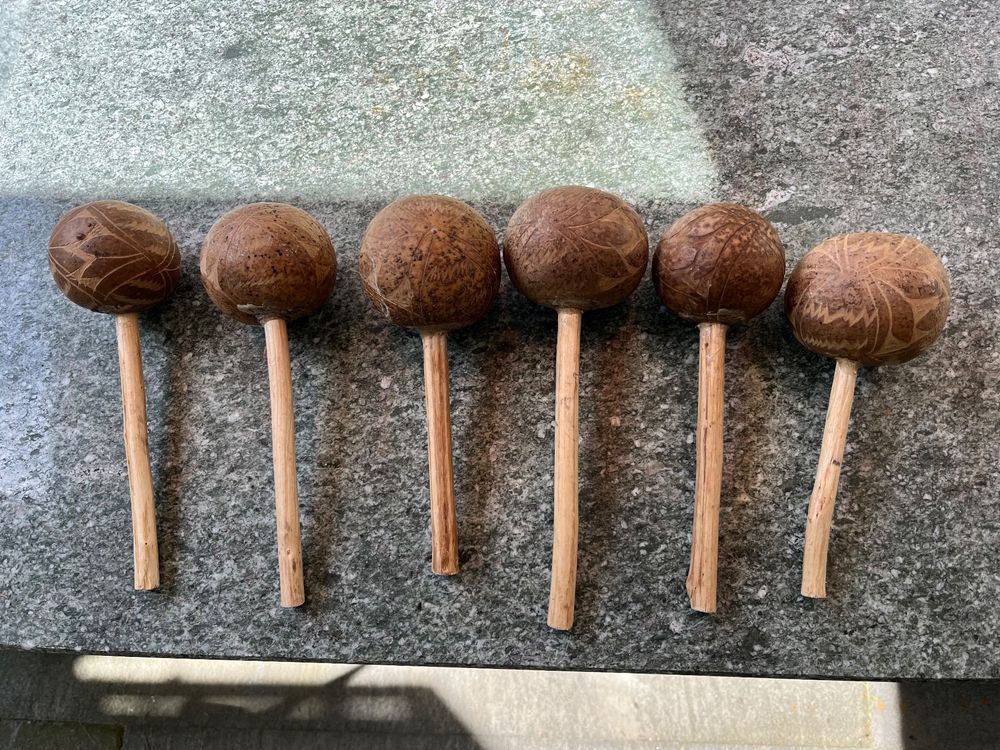 Rasseln/Maracas/Rumbakugeln (Gebraucht) in Hochfelden für CHF 5 – mit ...