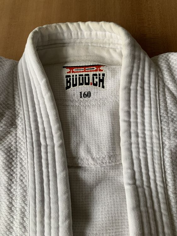 JU JITSU GI von Budo 160cm mit weissem Gurt (Gebraucht) in Zürich für ...