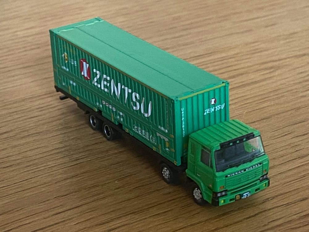 Lastwagen ZENTSU (Spur N) (Neu (gemäss Beschreibung)) in Birsfelden für ...