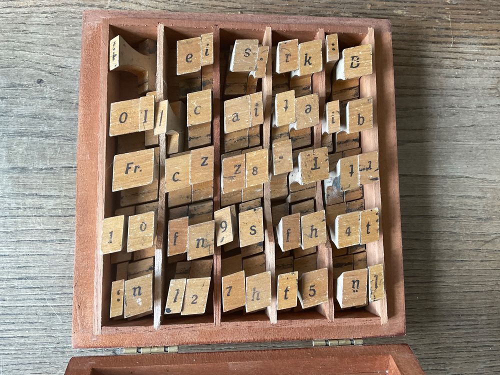 Vintage Druckbuchstaben Druckerei Typografie Ziffern Stempel (Gebraucht ...