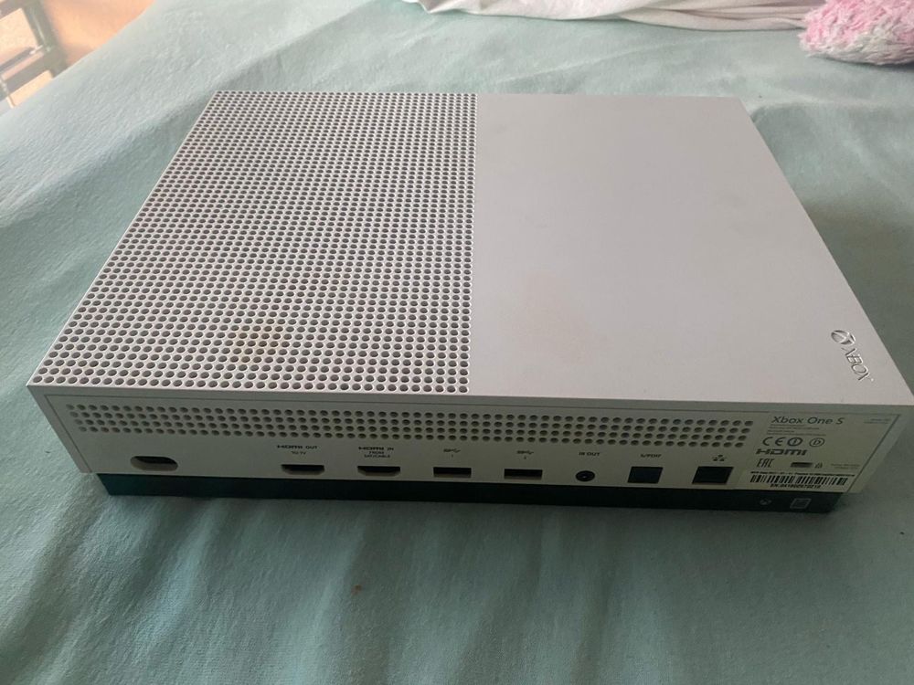 Xbox One S Weiss Top Zustand | Kaufen auf Ricardo