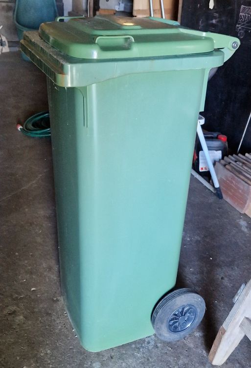 Container für Grünabfall 140 Liter (Gebraucht) in Oftringen für CHF 10 ...