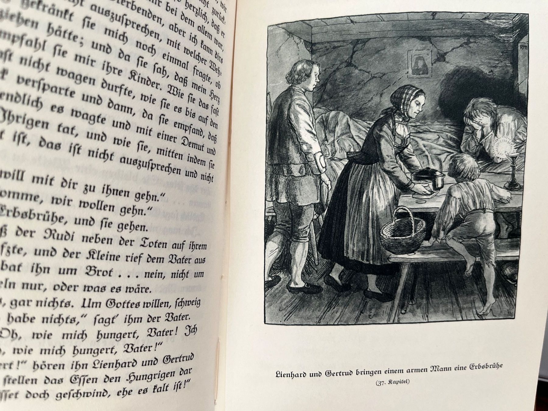 Lienhard und Gertrud, Pestalozzi, Ausgabe von 1939 (Gebraucht) in Stetten AG für CHF 20 – mit ...