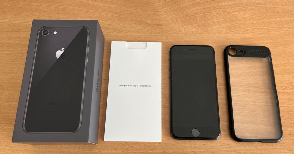Iphone 8 64GB Space Gray (Gebraucht) in Egg b. Zürich für CHF 81 – mit ...