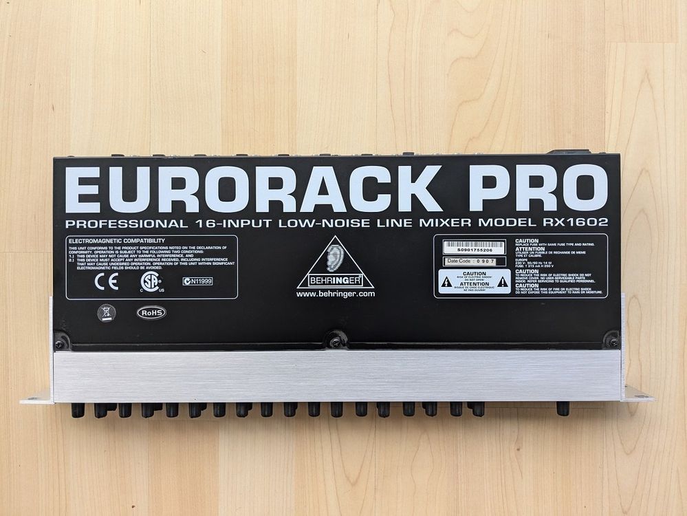 Behringer Eurorack Pro RX1602 16-Kanal Monitor Line Mixer (Gebraucht ...