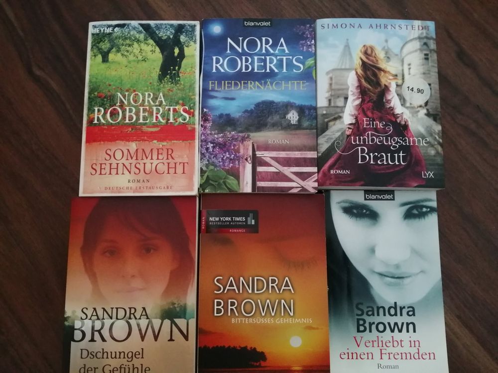2 x Nora Roberts / 3 x Sandra Brown / 1 x Simona Ahrnstedt (Gebraucht ...