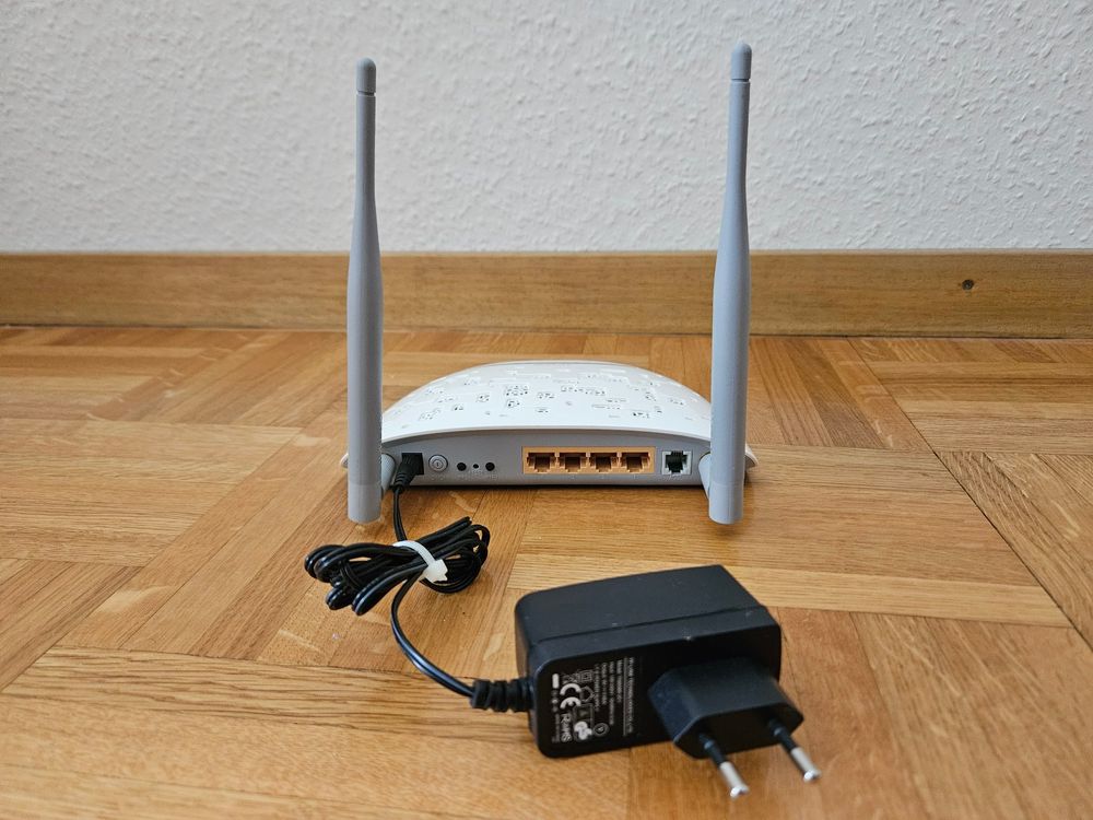 Modem routeur ADSL2+ WiFi N 300Mbps TP-Link TD-W8961ND | Kaufen auf Ricardo