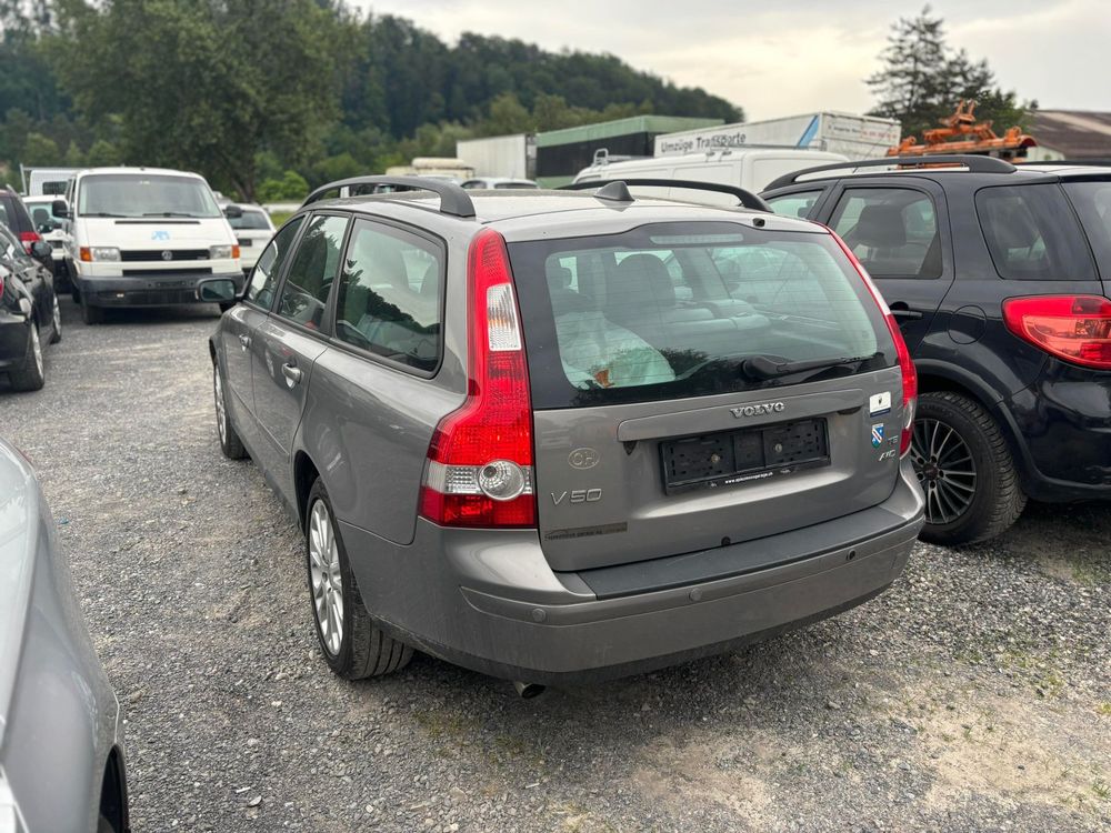 VOLVO V50 T5 AWD | Kaufen auf Ricardo