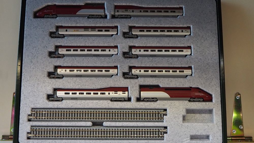 TGV 10-teilig THALYS bordeauxsilber von Kato (Gebraucht) in für CHF 200 ...