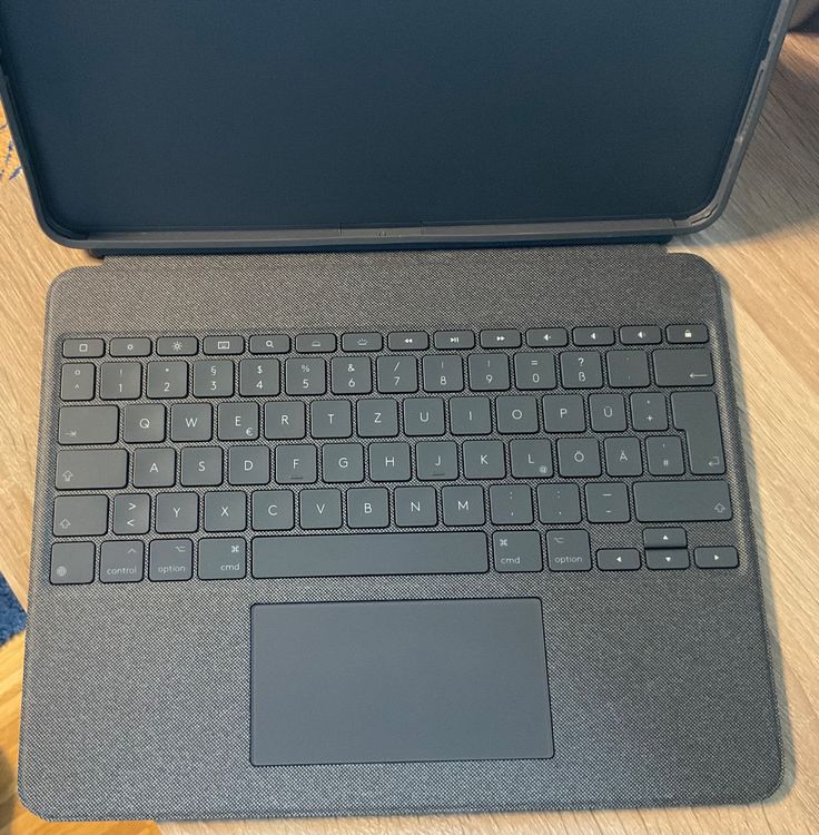 Logitech Combo Touch Keyboard iPad Pro 12.9 mit Pencil (Neu und ...